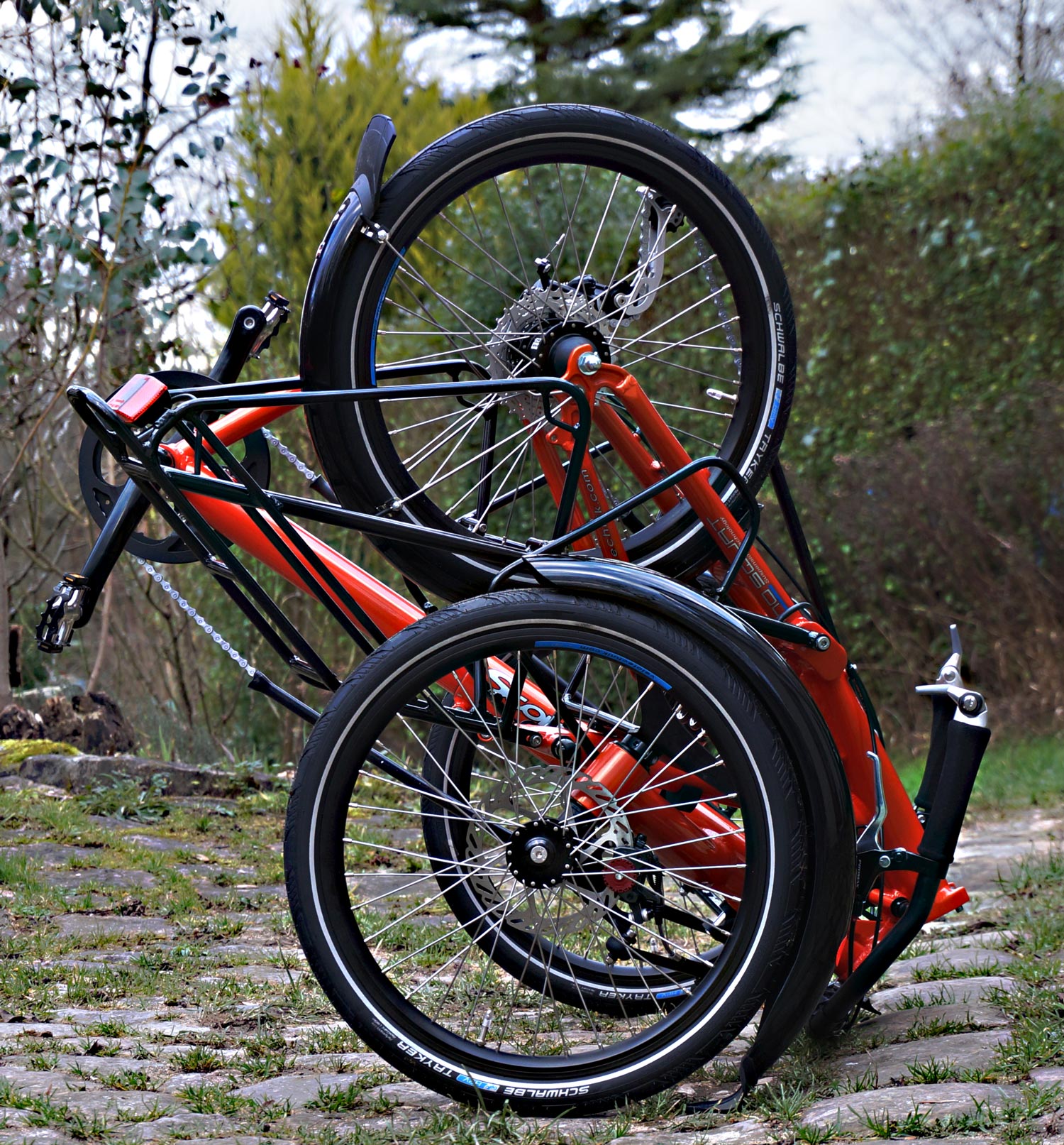 Vélos couchés, tricycles, tandems, vélomobile et assistance électrique ...